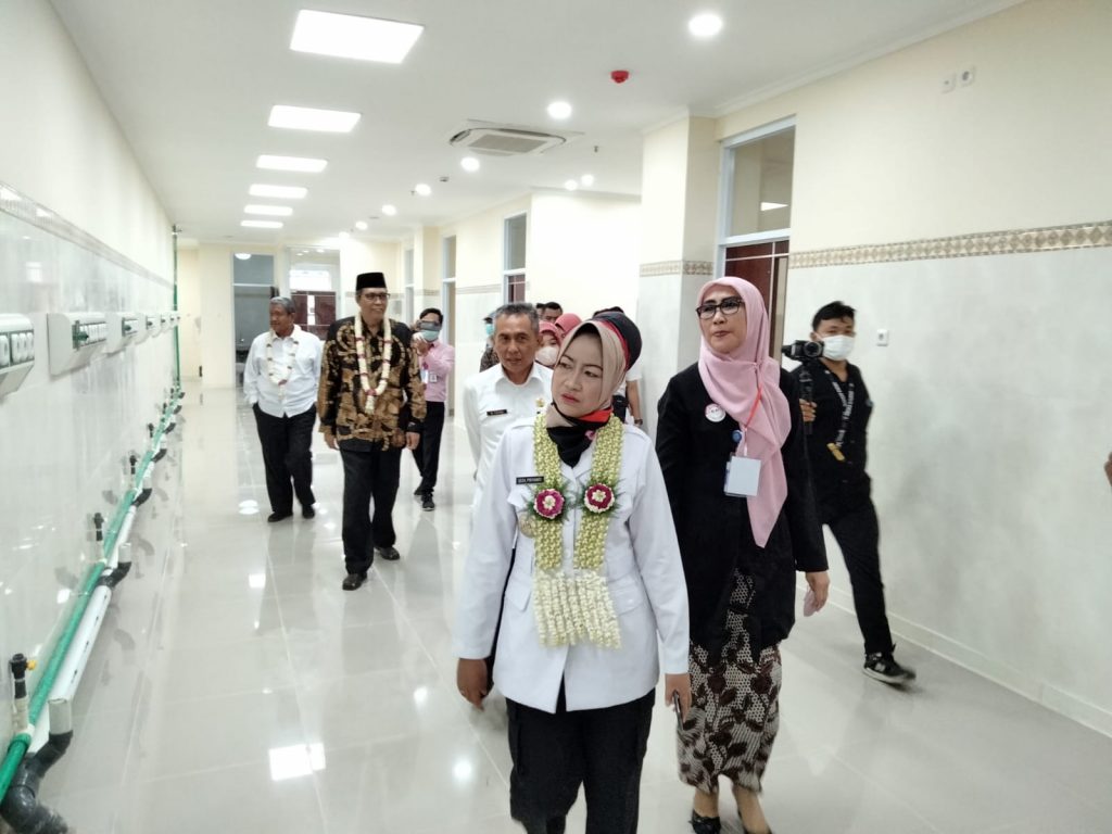 Bupati Resmikan Gedung Penunjang dan RAMP RSUD Brebes *Bangunan Lima Lantai Dengan Fasilitas ...